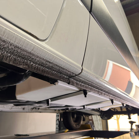 22 Gallon Driver Side Undercarriage Fresh Water Tank 2007-2025 Mercede ...