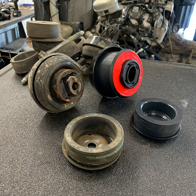 Body Mount Kit for 2006-2014 Chevy / GMC 1500, 2500, 3500 Extended / C ...